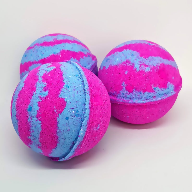 Raspberry Zinger Bath Bomb Ball – The Fizzery